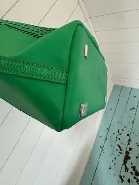 Stella & Dot | Bags | Stella Dot Fillmore Tote Green Leather Laser Cut ...